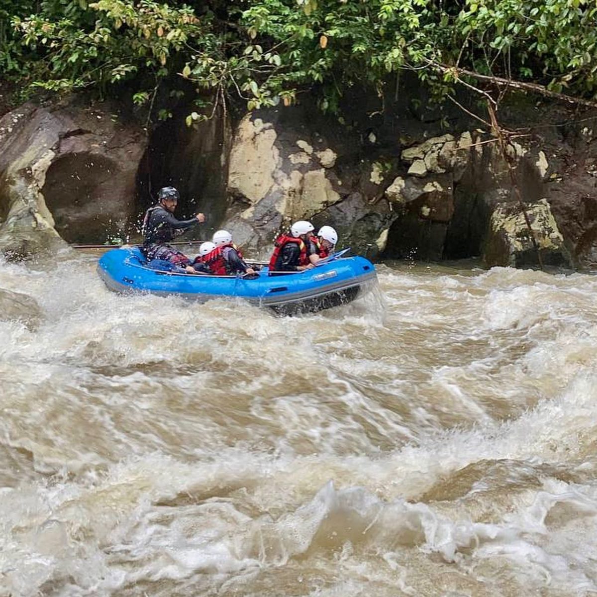 Trip Water Rafting Sekitar Selangor dan Perak